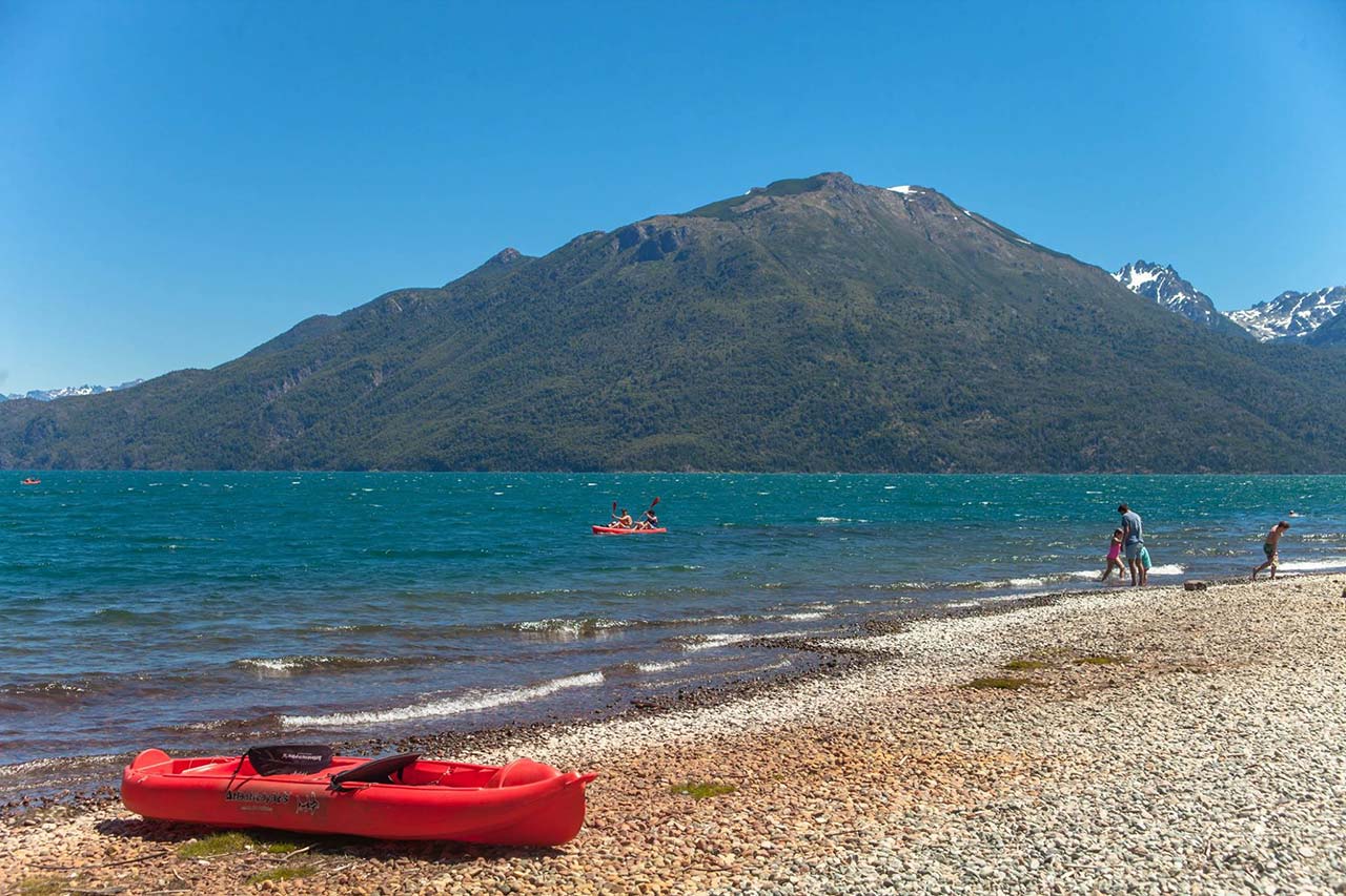 Lago Puelo, Refugio de la naturaleza y escenario ideal para la aventura