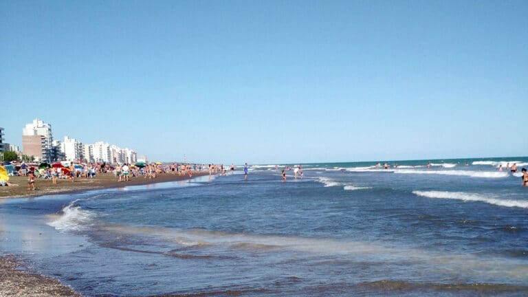 Monte Hermoso, la playa donde sale y se pone el sol – Mitica Viajes