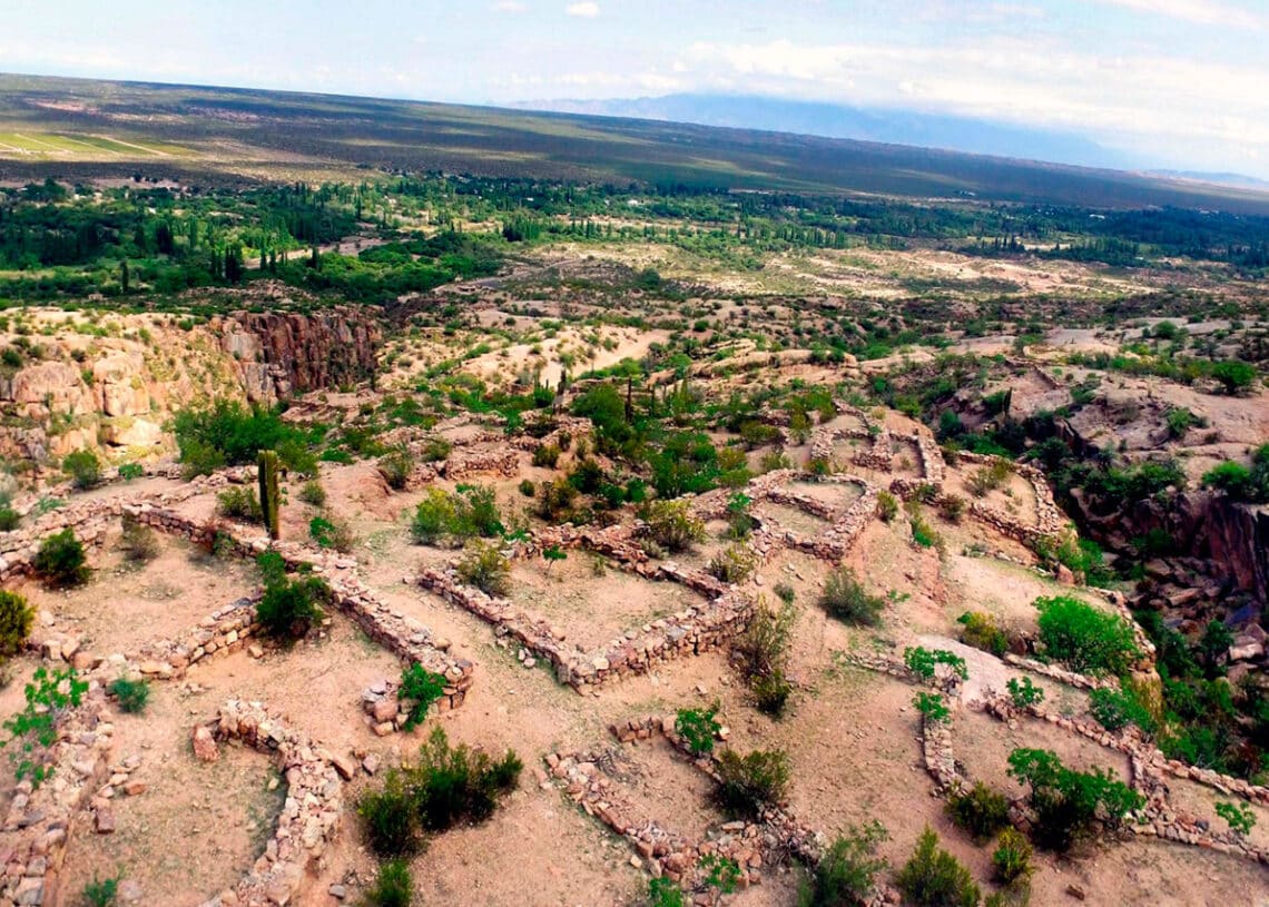 Quebrada de los Cóndores, un lugar único para el avistaje del Cóndor