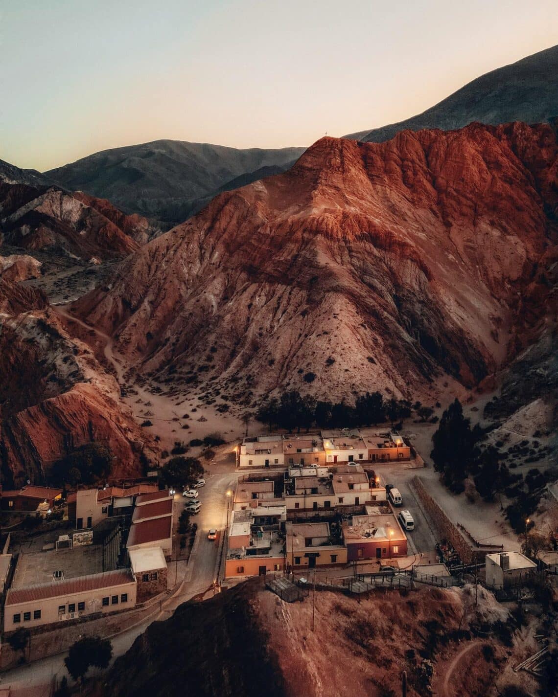 Purmamarca, el pueblo de la quebrada de los mil colores | Tripin