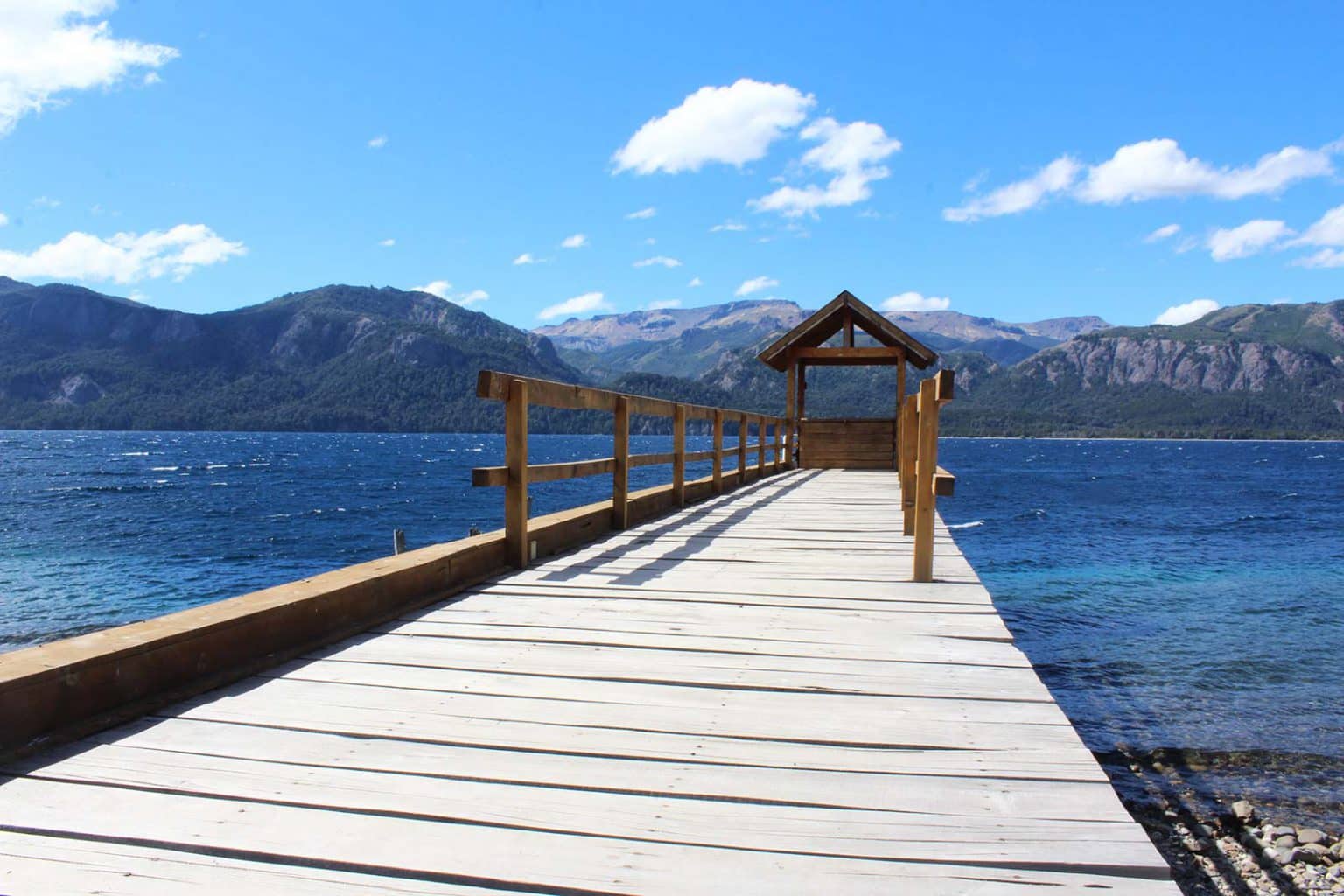 Caminata por Villa Traful, Neuquén | Tripin Argentina
